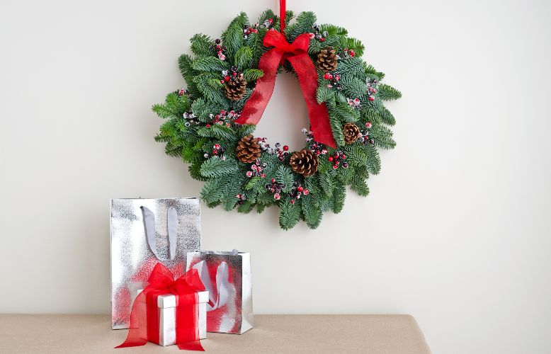 Jak vyrobit adventní věnec z větviček | mujrendlik.cz